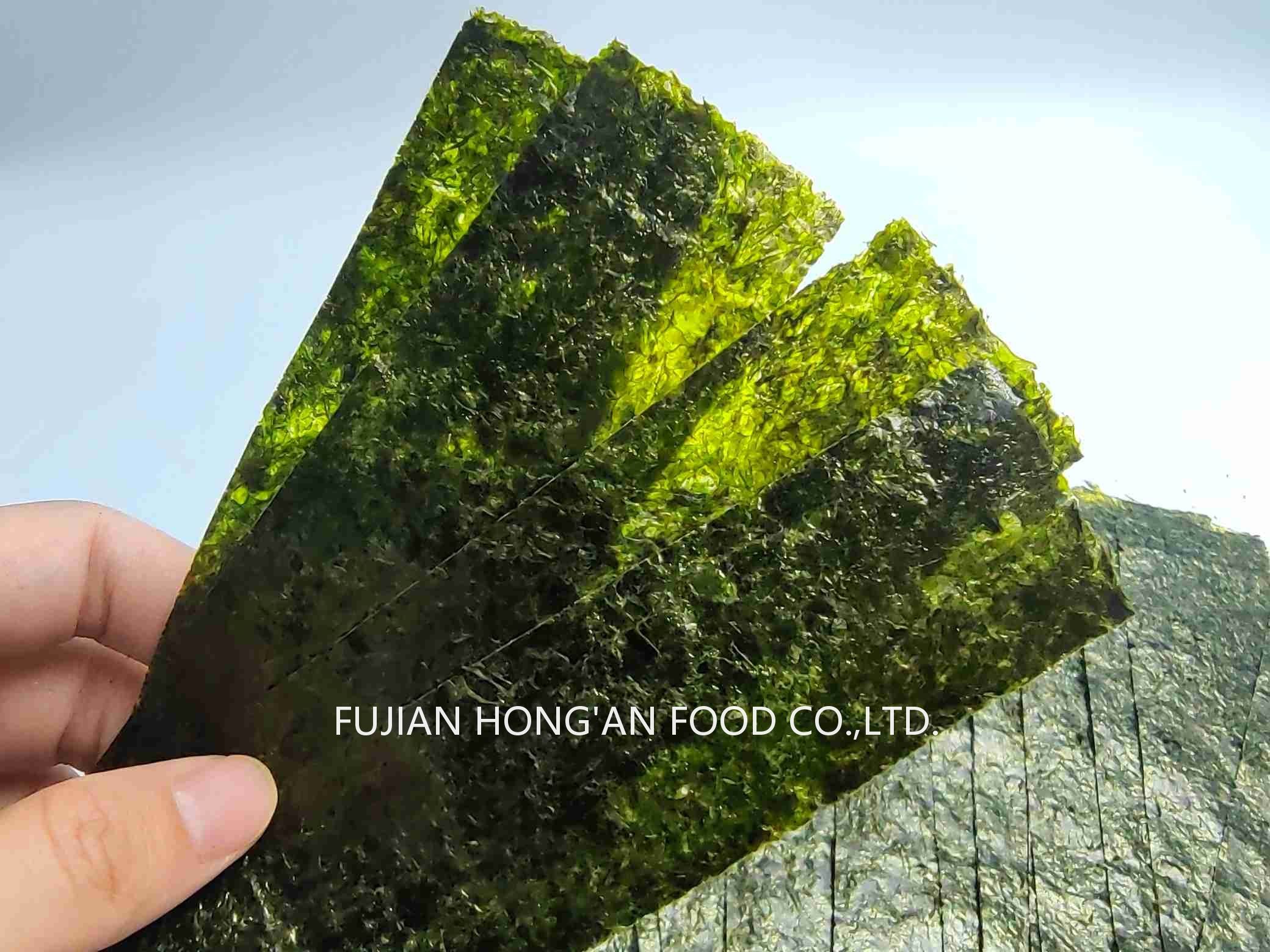 Umami Rich Toasted Seaweed Powder Flakes for Sushi Salads and Snacks
